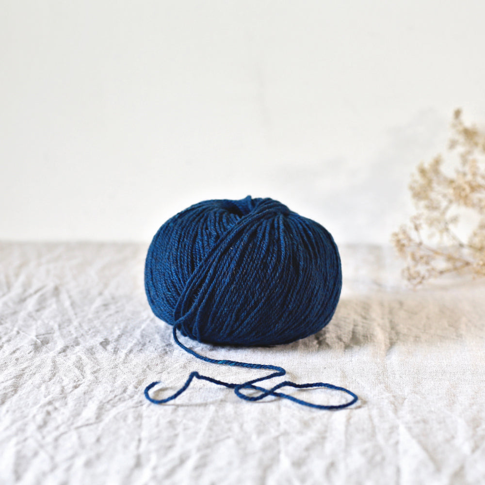 Gilliatt | Worsted Weight Merino Hand-Knitting Yarn - Stolen Stitches