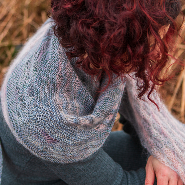 Grianchloch Shawl Pattern - Stolen Stitches
