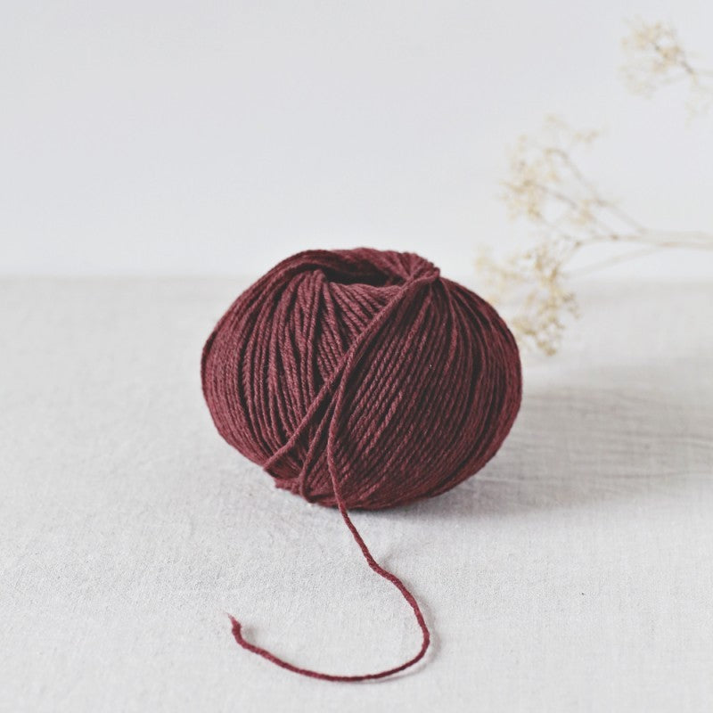 Gilliatt | Worsted Weight Merino Hand-Knitting Yarn - Stolen Stitches