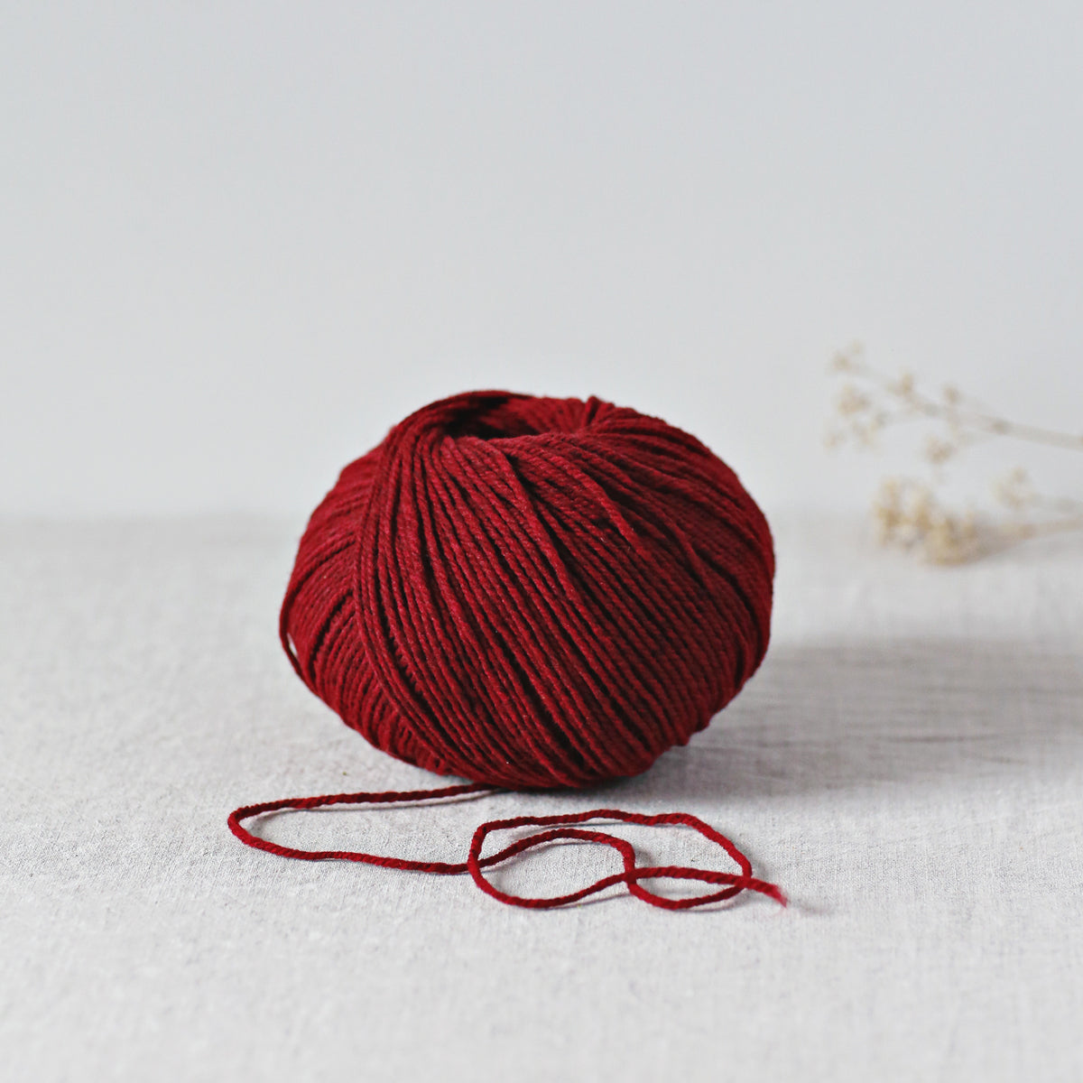 Gilliatt | Worsted Weight Merino Hand-Knitting Yarn - Stolen Stitches